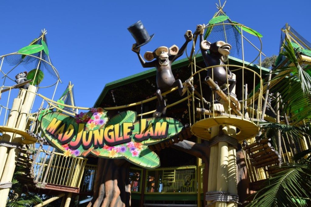 mad-jungle-playground-dreamworld | Let's go Mum