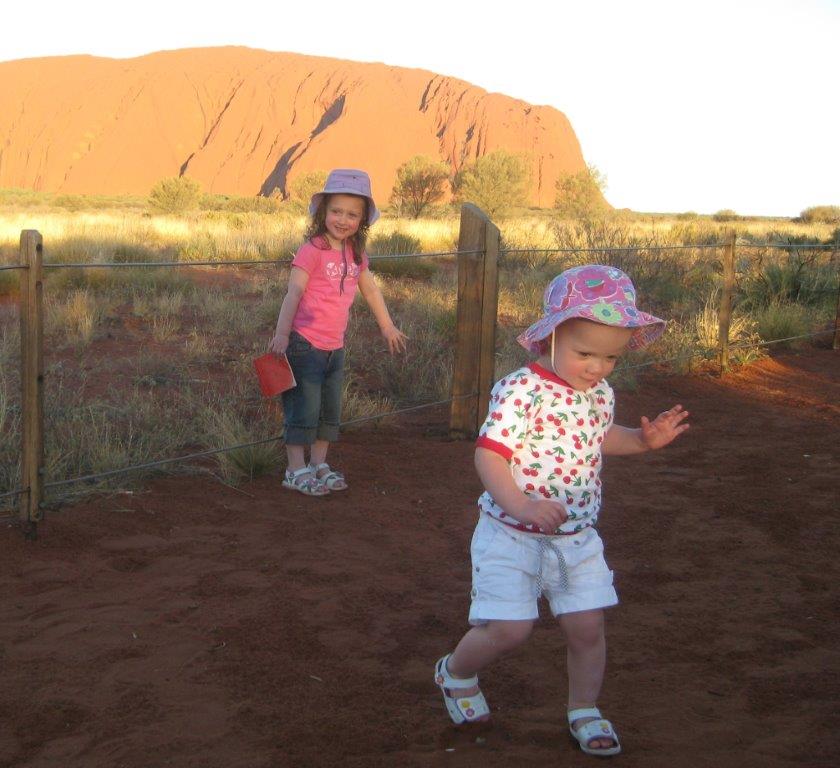 uluru-kids | Let's go MumLet's go Mum