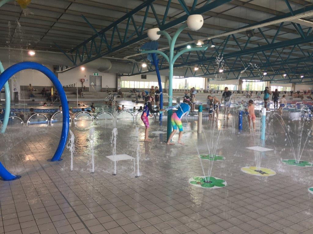 The Top 5 Canberra Swimming Pools for Families | Let's go Mum