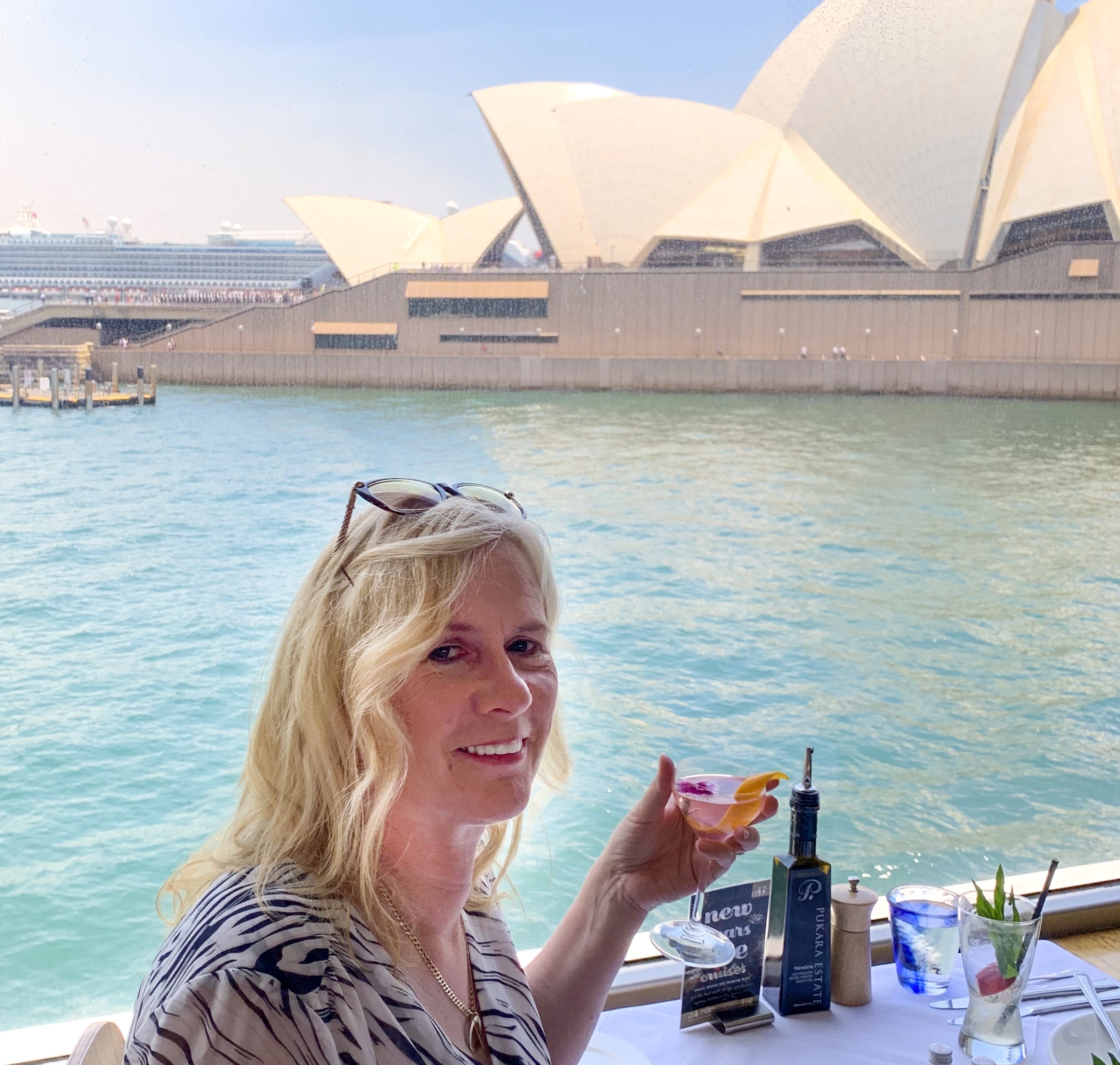 Captain Cook Cruises Sydney Harbour 2020 Gold Lunch Cruises | Let's go Mum