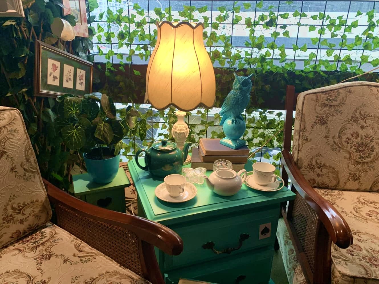 The Alice Cocktail Experience review - The Alice in Wonderland ...