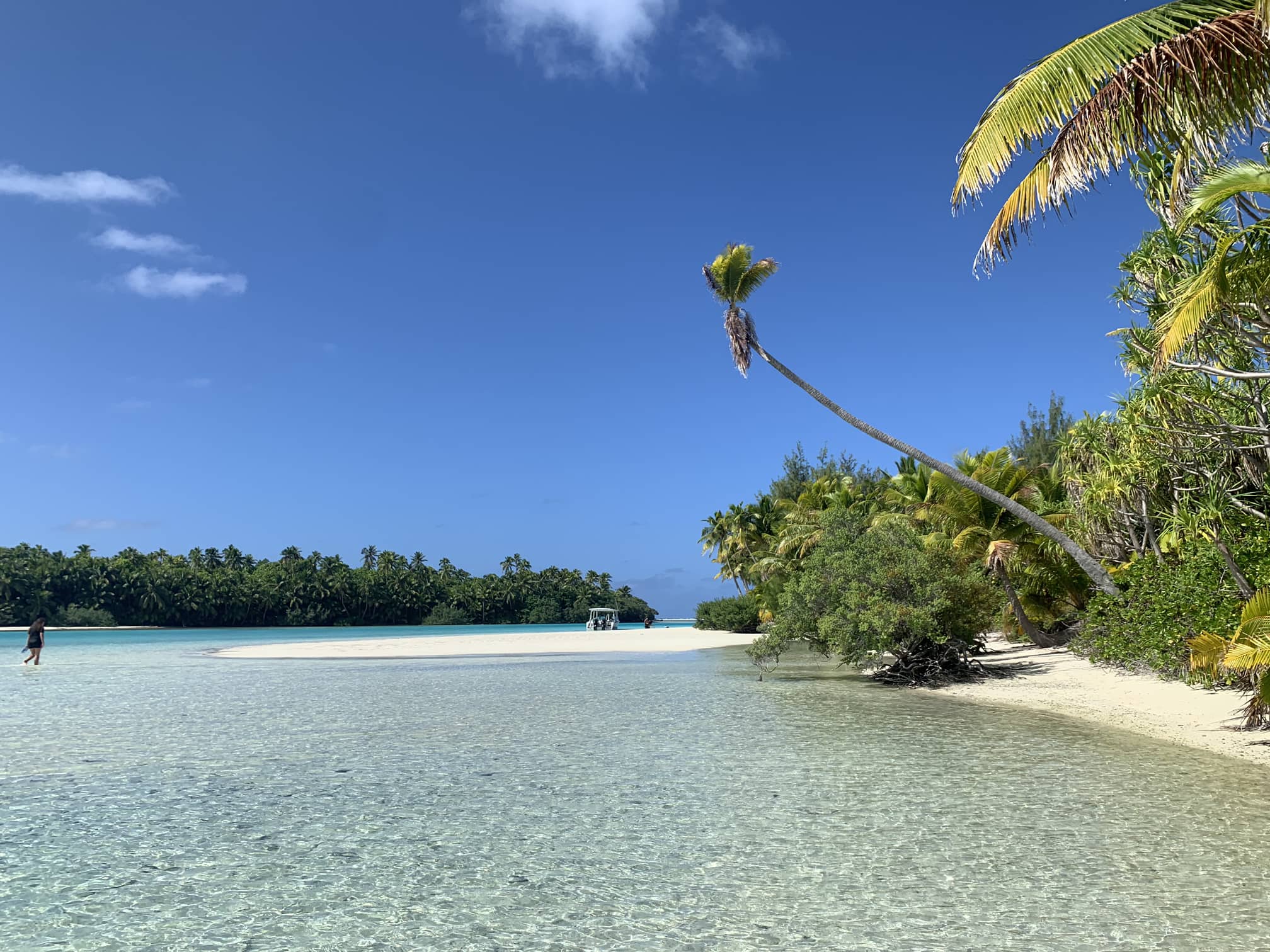 An Australian's essential holiday guide to the Cook Islands! | Let's go Mum