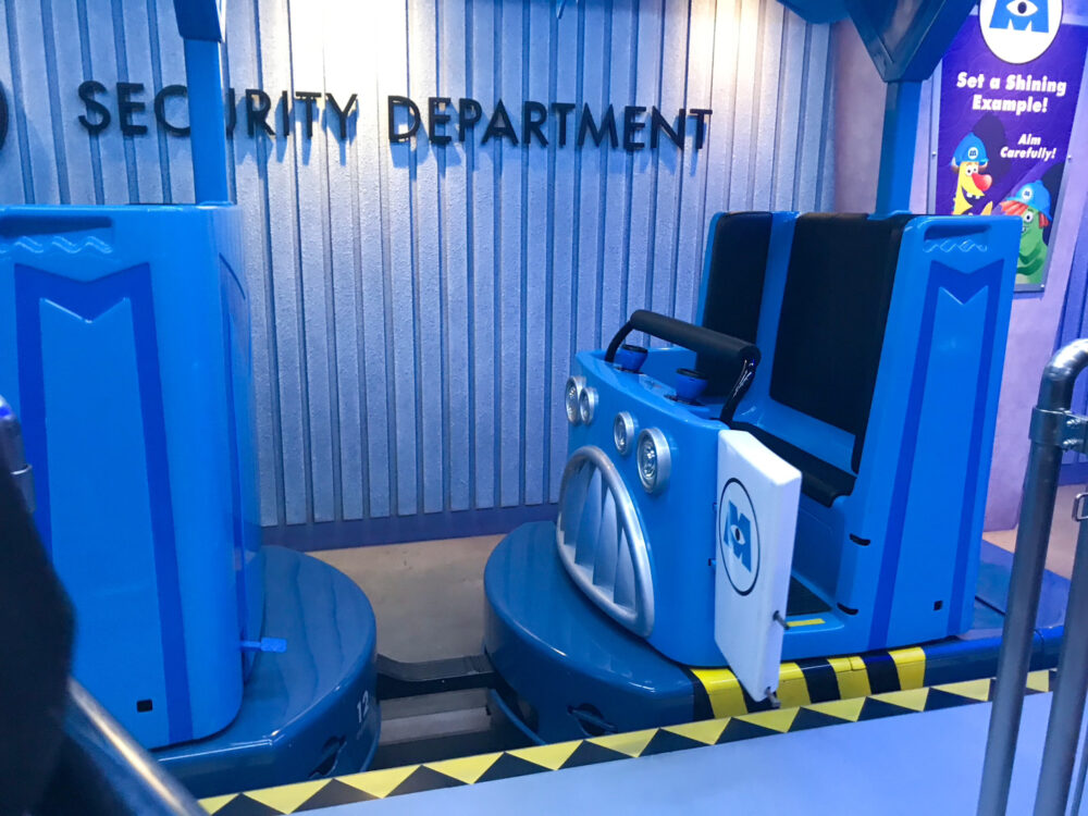 4 amazing rides you'll only find at Tokyo Disneyland! | Let's go Mum