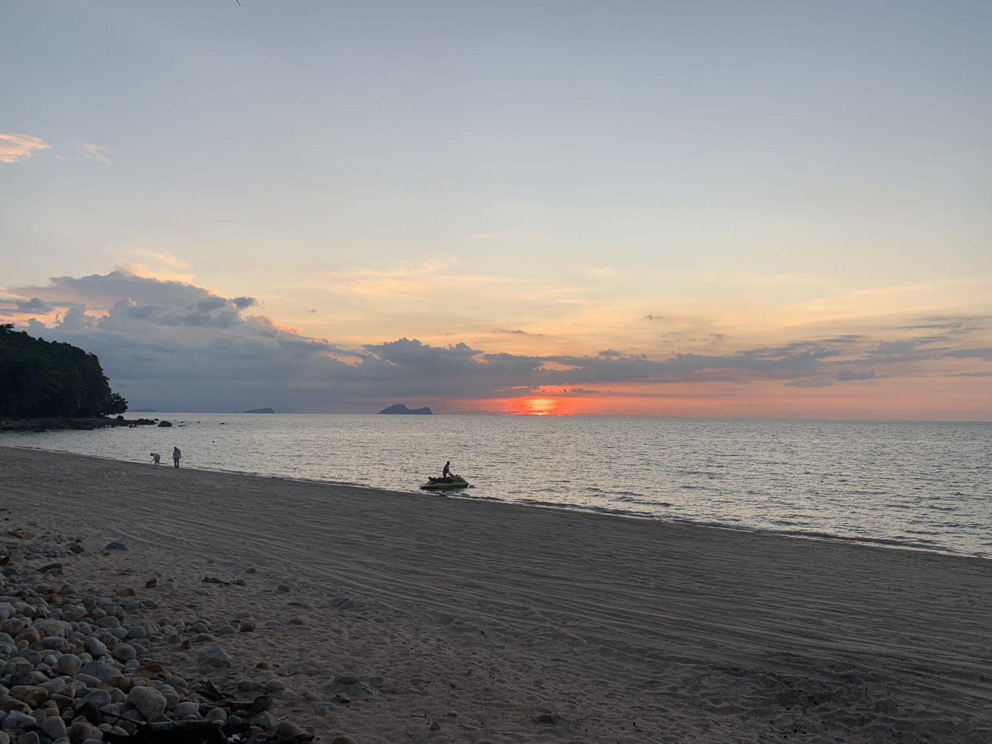 The Damai Beach Resort review - Kuching in Sarawak, Malaysia | Let's go Mum