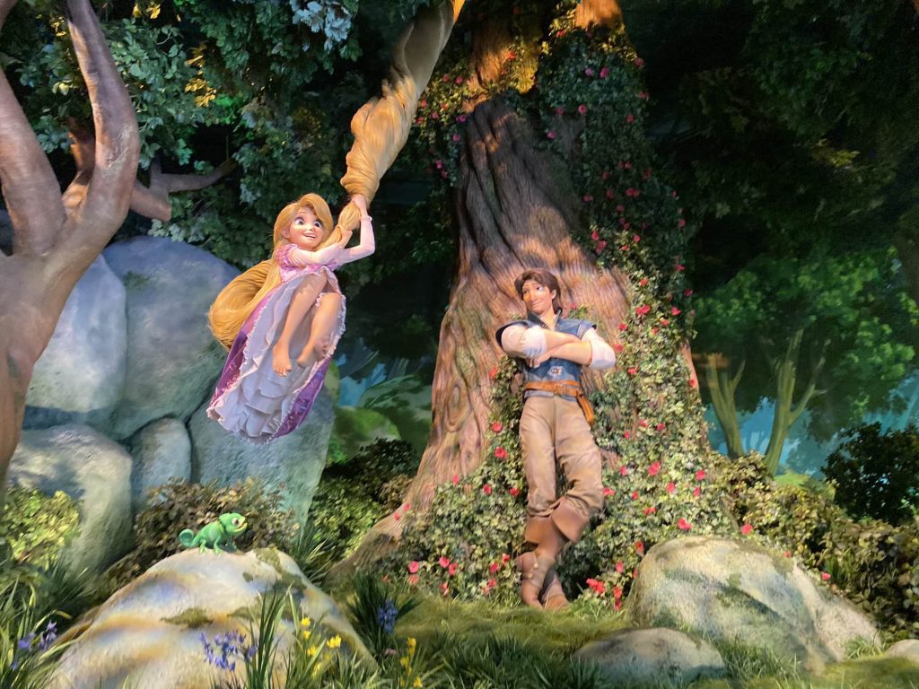 Tokyo DisneySea Fantasy Springs ride guide & review | Let's go Mum