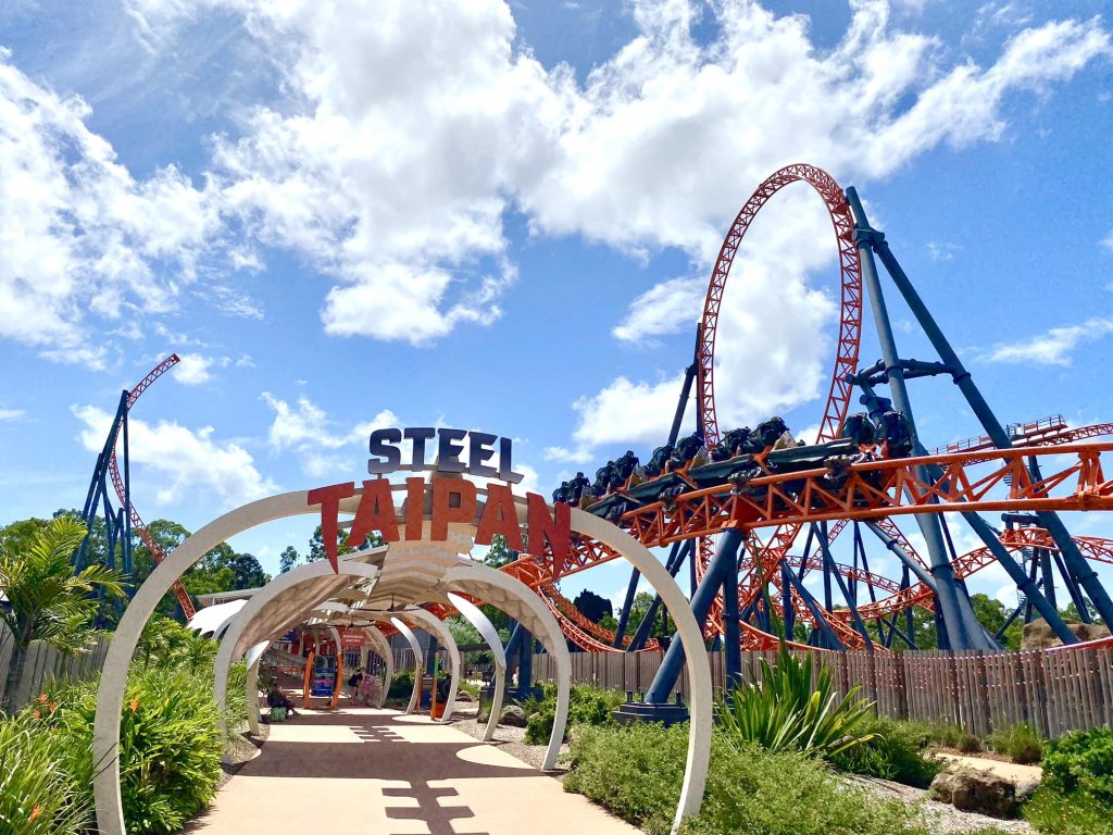 Dreamworld 1 day itinerary | Gold Coast theme parks discount | Let's go Mum