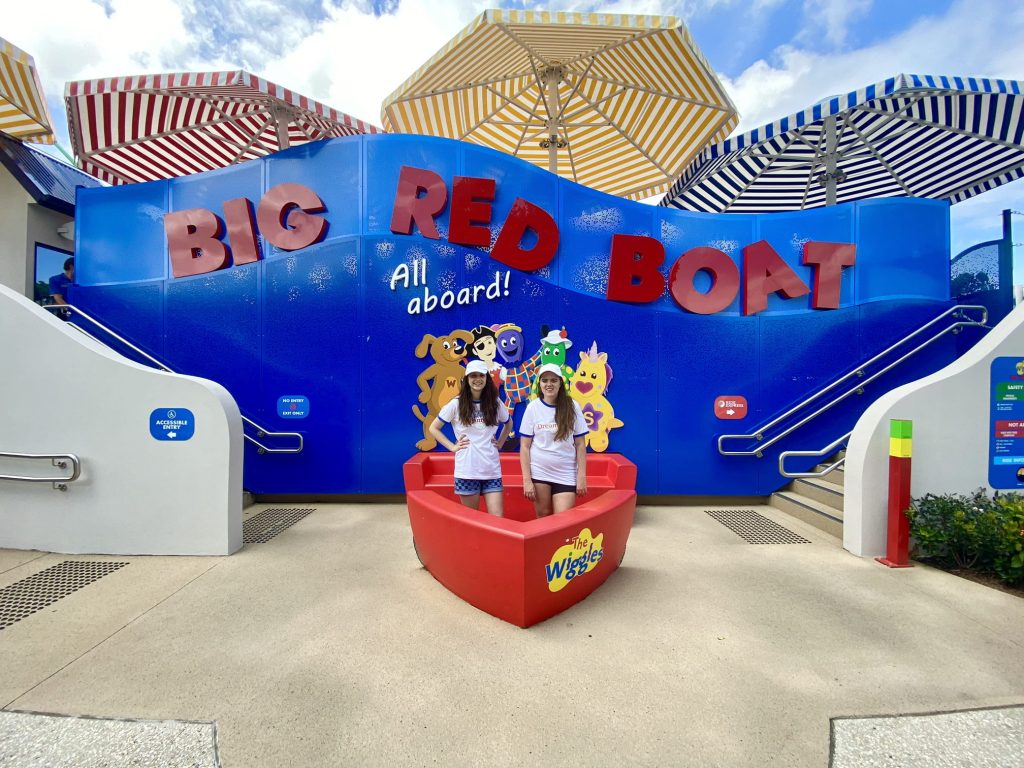 Dreamworld 1 day itinerary | Gold Coast theme parks discount | Let's go Mum