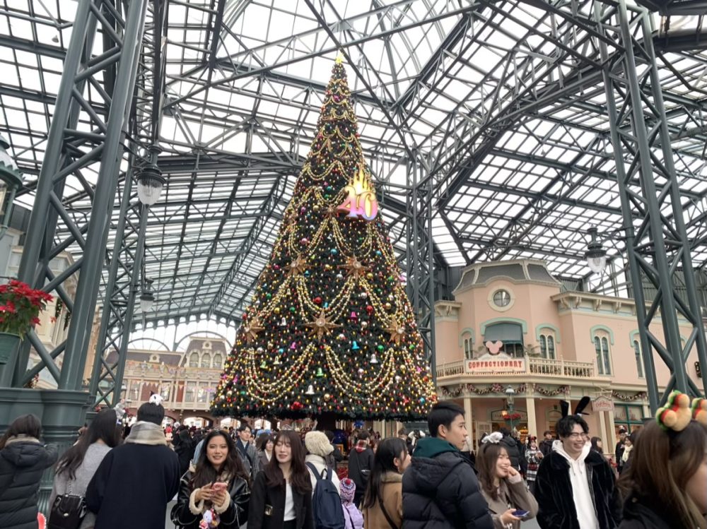 Christmas at Tokyo Disney guide 2026 | Let's go Mum